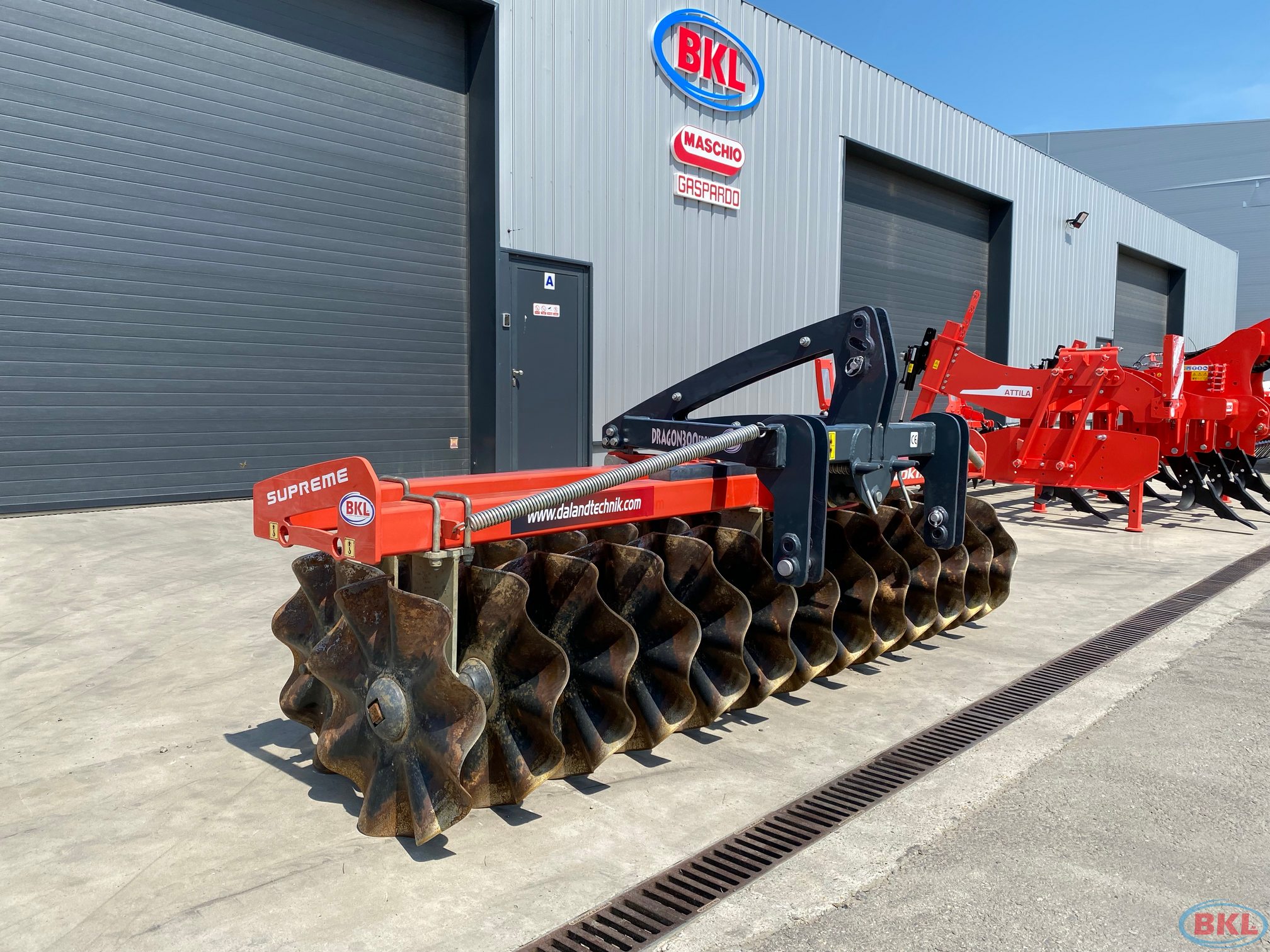 BKL d.o.o. - Prodaja poljoprivrednih strojeva i opreme